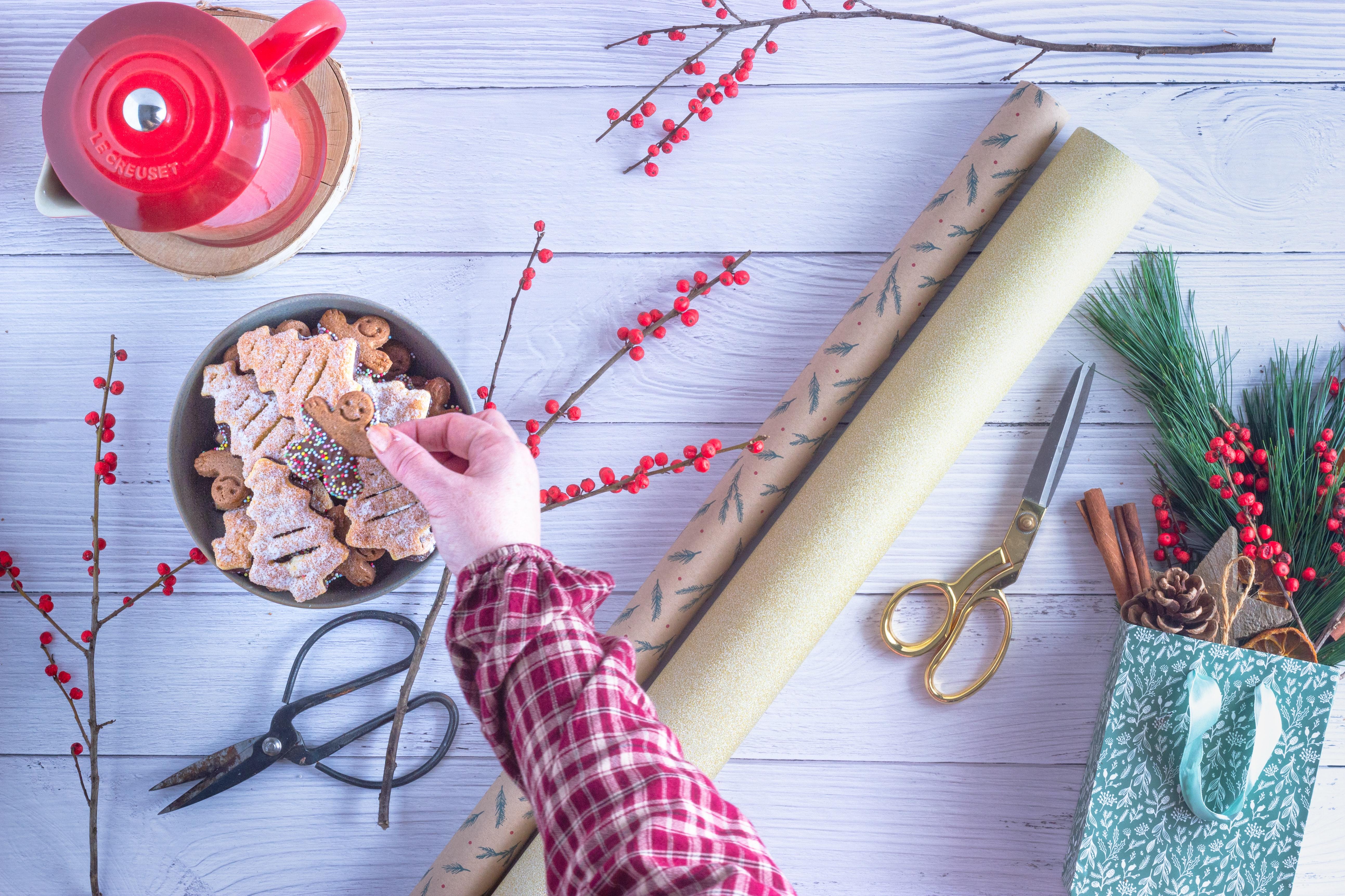 10 Eco-Friendly Gift Wrapping Paper Alternatives – LastObject
